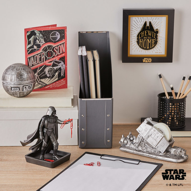 Star Wars Desk Decor - Hallmark Corporate