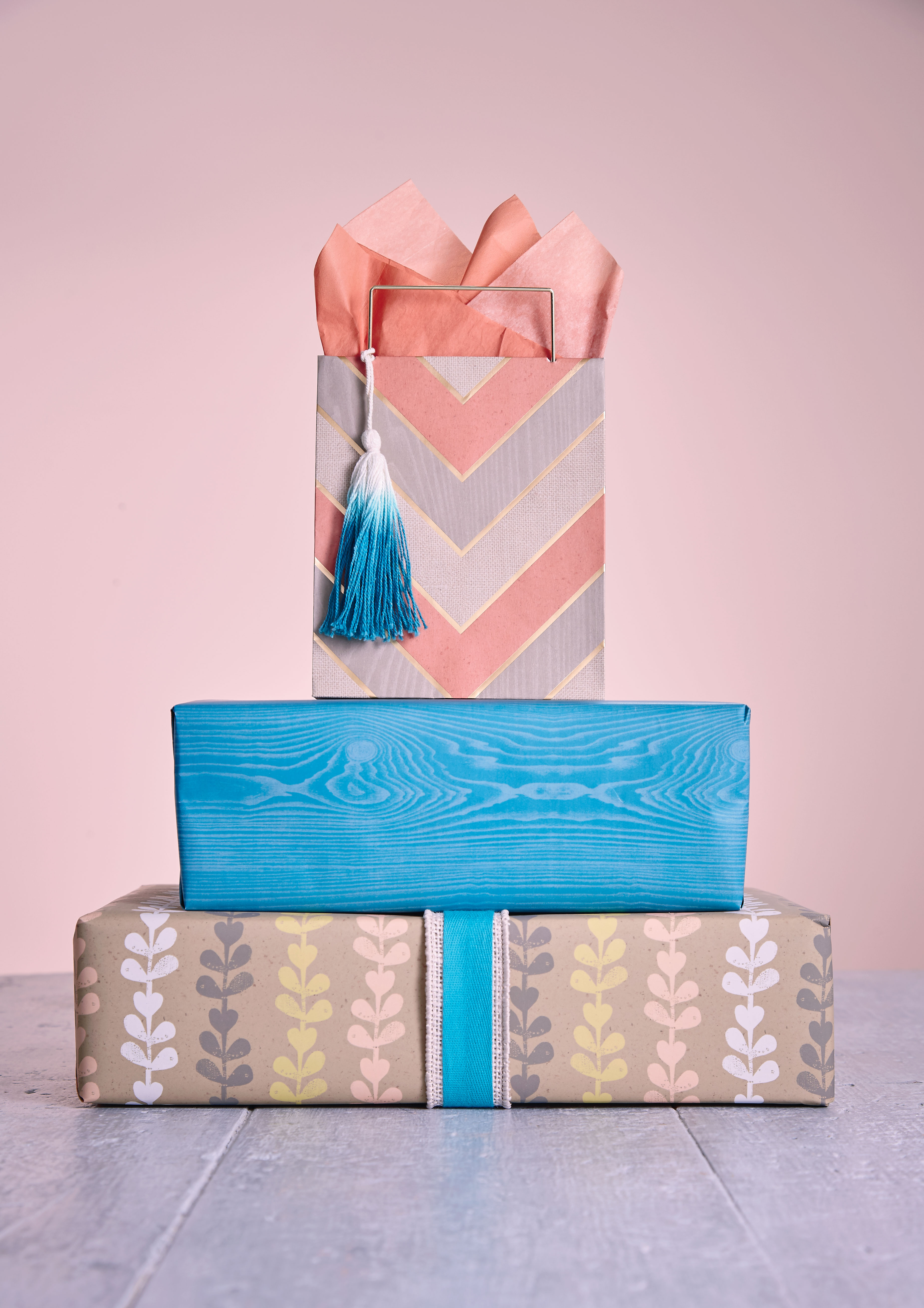 Hallmark Gift Wrap - Eclectic Kraft Collection - Hallmark Corporate